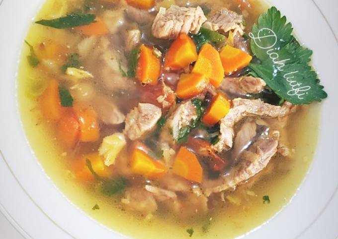 Resep Sop daging 🥩 oleh Diah Lutfi - Cookpad