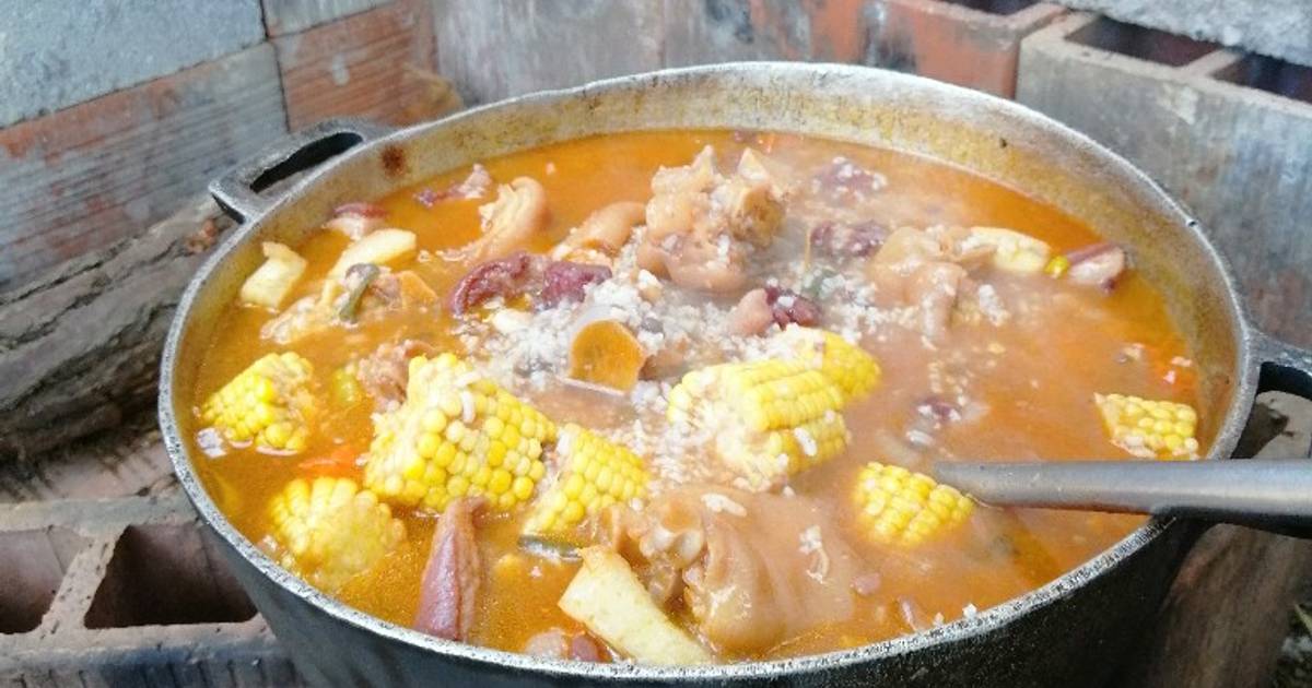Guacho de Cerdo & Frijoles a Leña Receta de carunovi- Cookpad