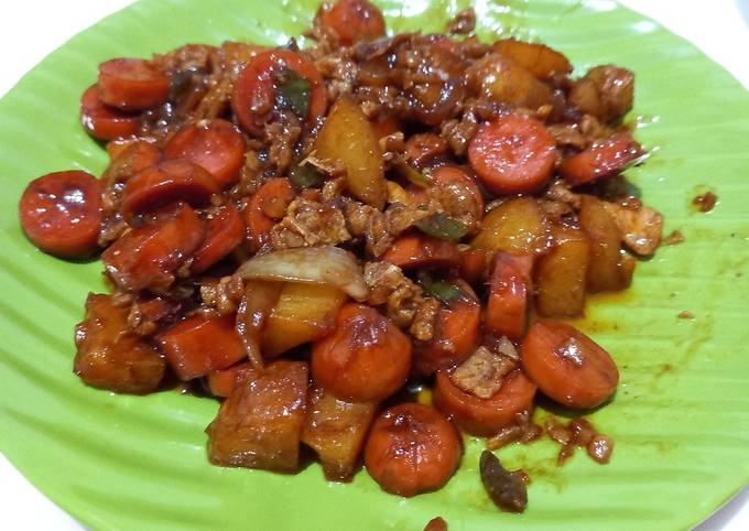Resep Kentang Sosis Telur Tumis Kecap oleh Yolanda Oktaviani - Cookpad