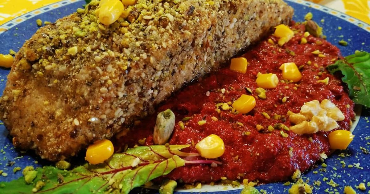 Σολομός με κρούστα από ξηρούς καρπούς και σάλτσα με παντζάρια Συνταγή ...