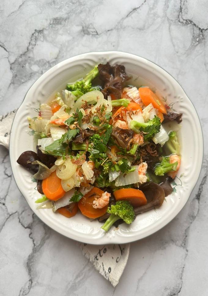 Resep Capcay Udang Sayur Jamur Tiram oleh Rini Dwi Astuti - Cookpad