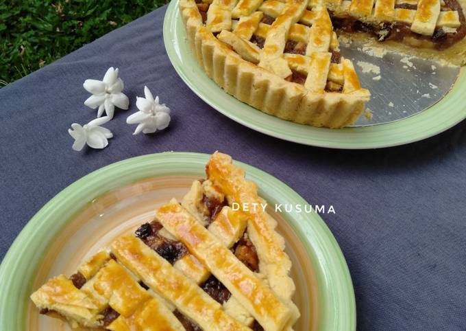 Resep 100. Pie Apel Cinnamon oleh Dety Kusuma - Cookpad