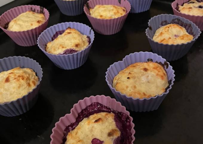 Áfonyás- Túrós muffin, Liszt nélkül | Sörös Natália receptje - Cookpad ...