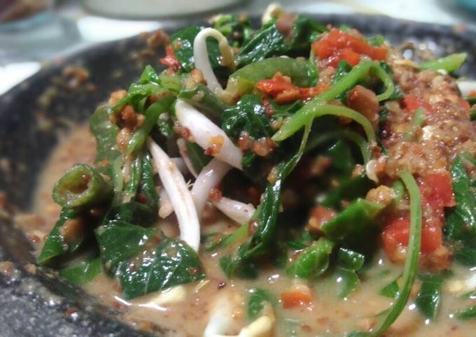 Resep Pecel Jawa ala Bakul Pecel oleh Inna Latifa Rahmawati - Cookpad