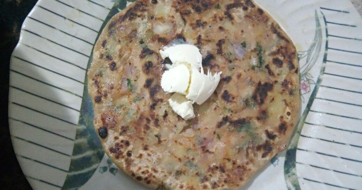 Aloo Paranta Recipe by Dipti Bhatia - Cookpad