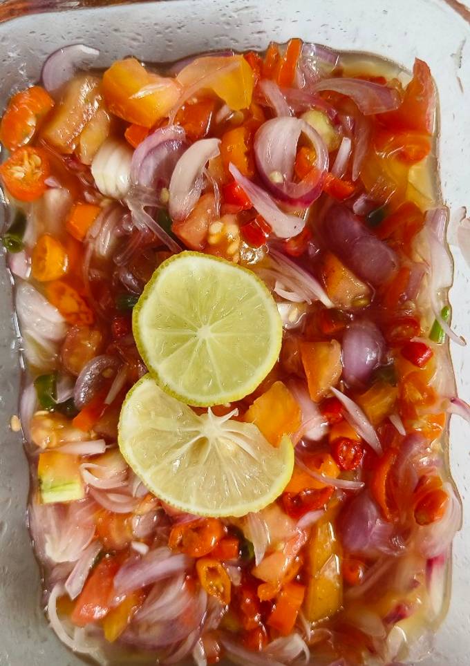 Resep Sambel dabu dabu syeger oleh Rini Indriani - Cookpad
