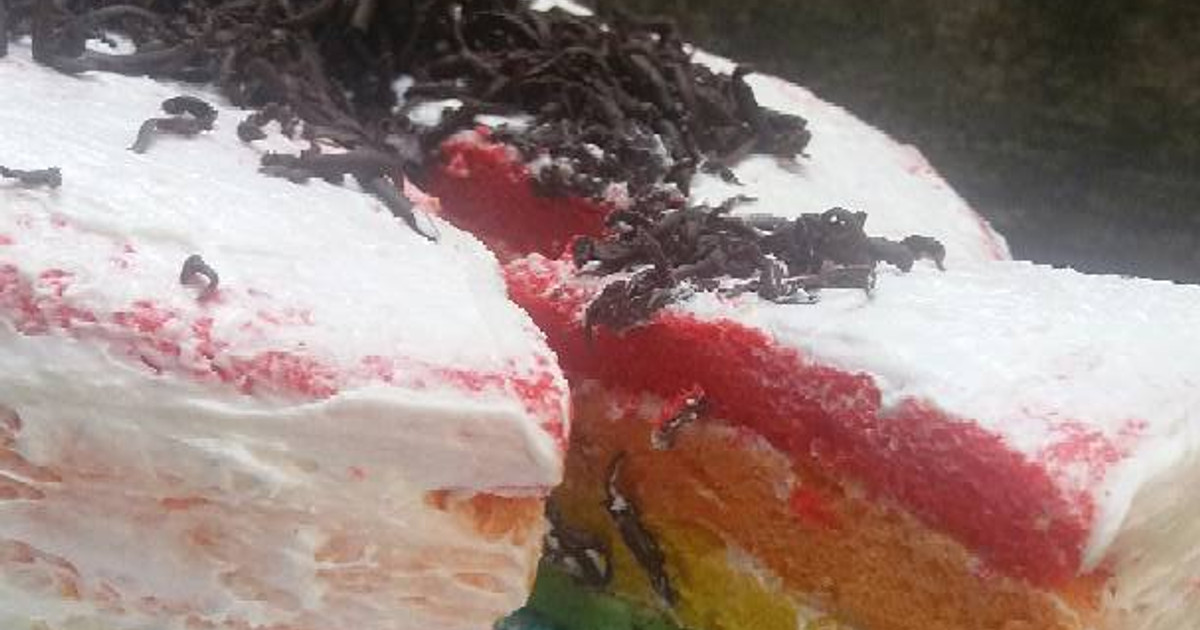 Resep Rainbow Cake Kukus Simple oleh Mirah's Kitchen - Cookpad