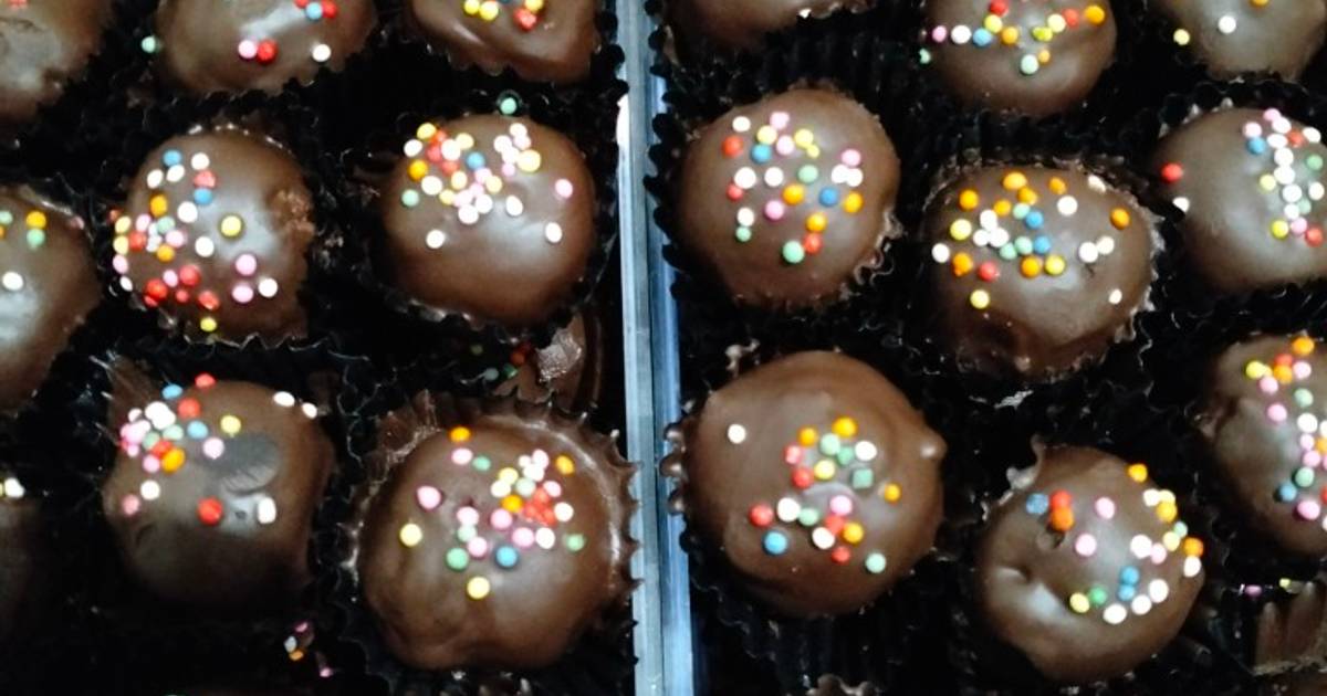 Resep Bola bola coklat oleh Azmîyåtûl Mūrtåfîãh - Cookpad Resep Bola bola coklat oleh Azmîyåtûl Mūrtåfîãh - Cookpad