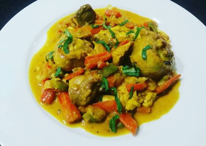Pollo al curry con leche de coco y cilantro Receta de juanbamuller- Cookpad