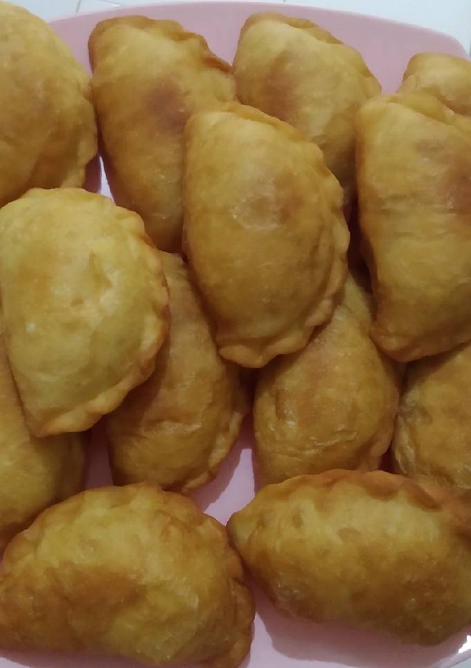 Resep Panada oleh Selly Kahuluge - Cookpad