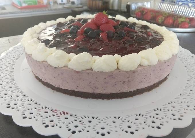 Cheesecake de frutos Rojos Receta de Lucia Alvarez Roldan- Cookpad