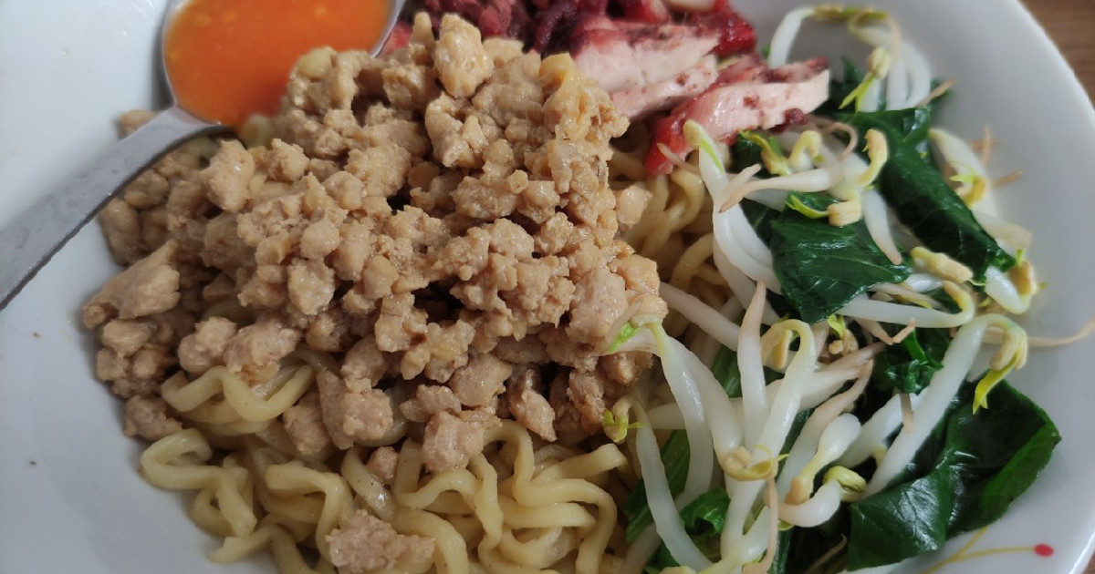 Resep Mie Jam Mien oleh Anastria Kitchen - Cookpad
