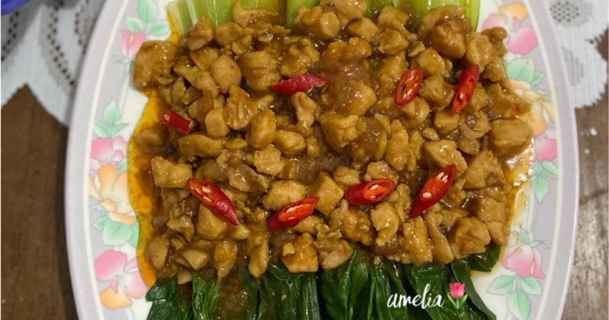 Resep Pokcoy Siram Ayam Cincang oleh Leea 👩‍🍳 - Cookpad