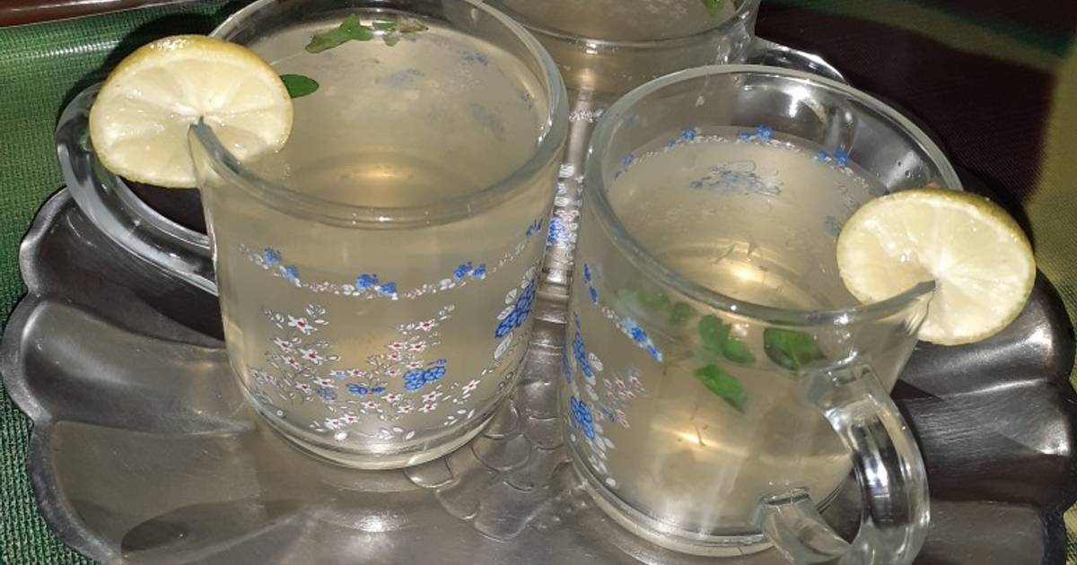 Fresh Mint Green Tea Recipe by Samiya Faheem - Cookpad