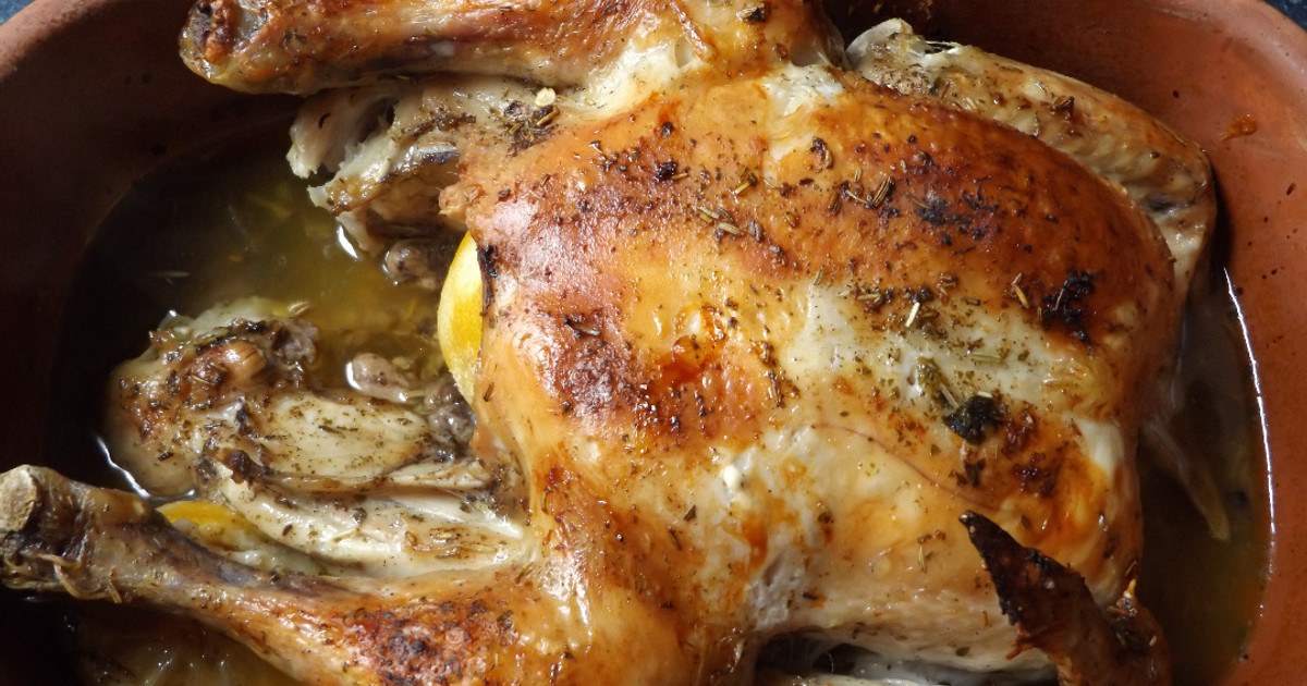 Pollo Al Limón Horneado En Cocotte De Barro Receta de Cuqui Bastida ...