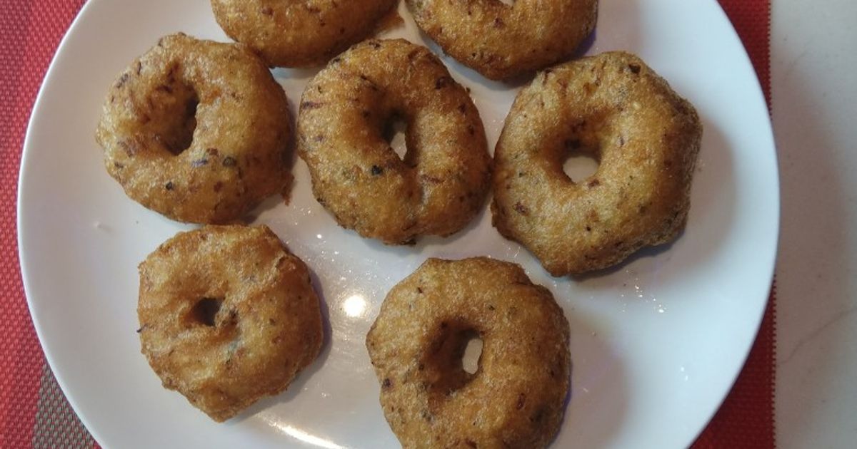 Vada Recipe by Anjana Jhunjhunwala - Cookpad