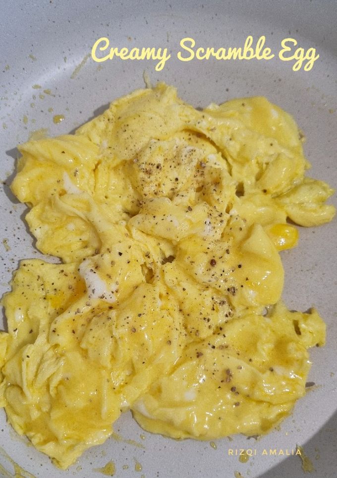 Resep Creamy Scramble Egg oleh Rizqi Amalia - Cookpad