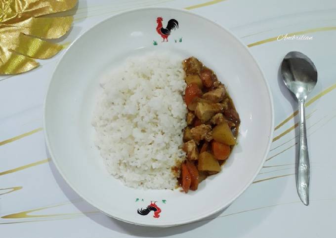 Resep Nasi ayam kari oleh Ani Brilian - Cookpad