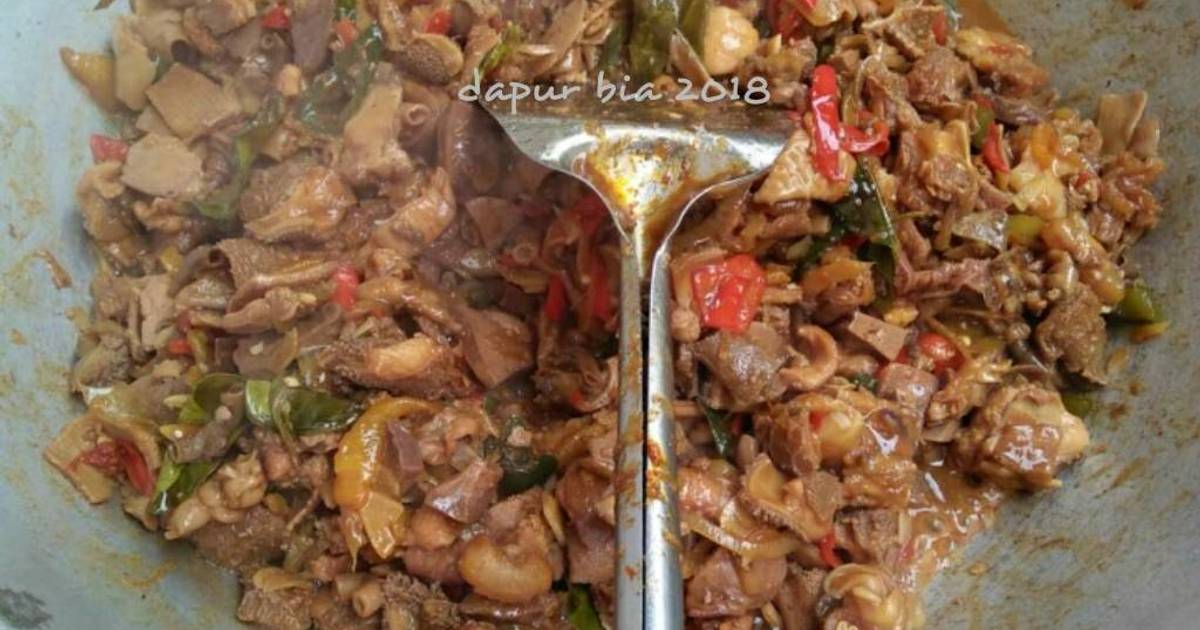 Resep Semur usus rempelo ati pedasss juara oleh Dapur Bia - Cookpad
