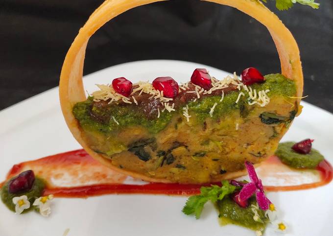 Deconstructed samosa chat Recipe by Anjana Sheladiya - Cookpad