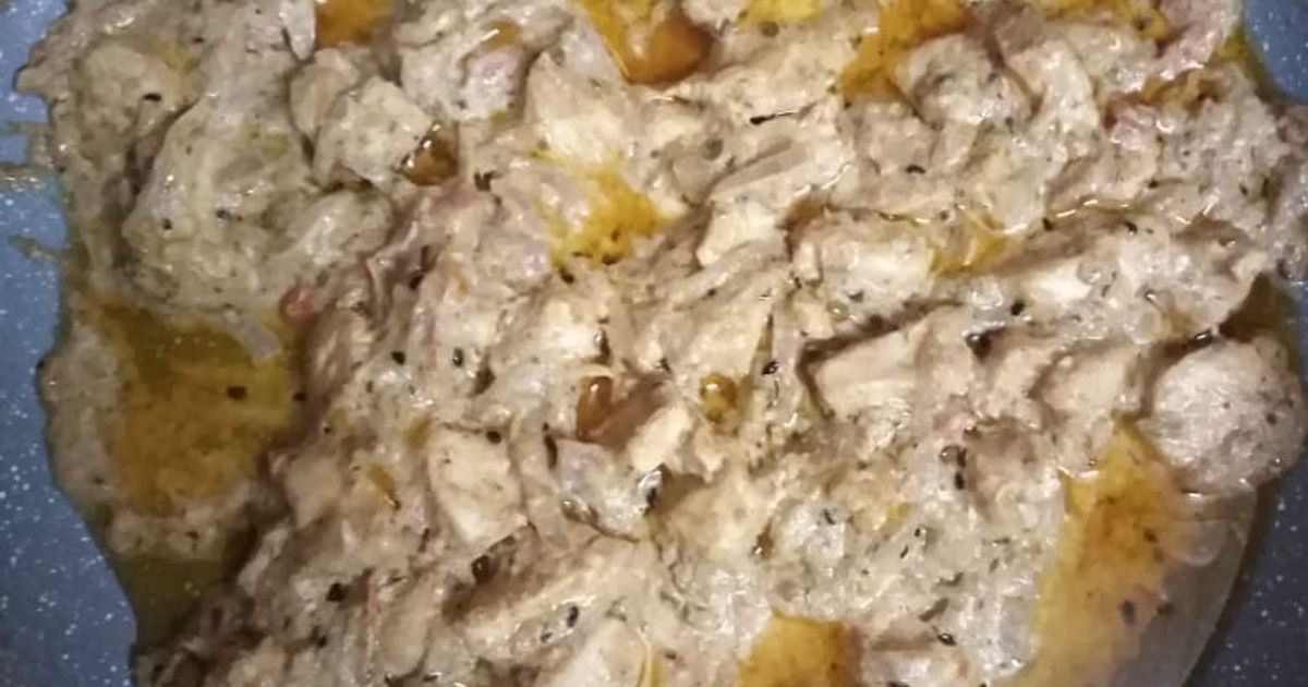 Chicken White Handi Recipe by Bushra Mazhar - Cookpad