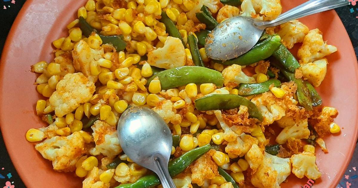 Roasted Cauliflower Sweetcorn Papdi sabji Recipe by Ila Palan - Cookpad