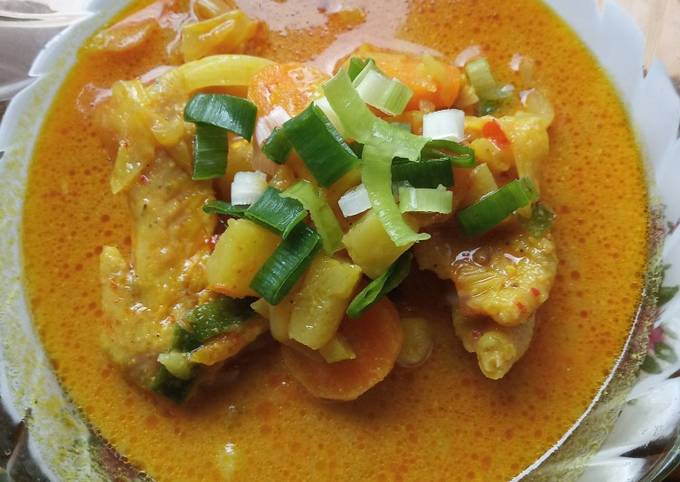 Resep Kari Ayam Sayuran oleh Meieka - Cookpad