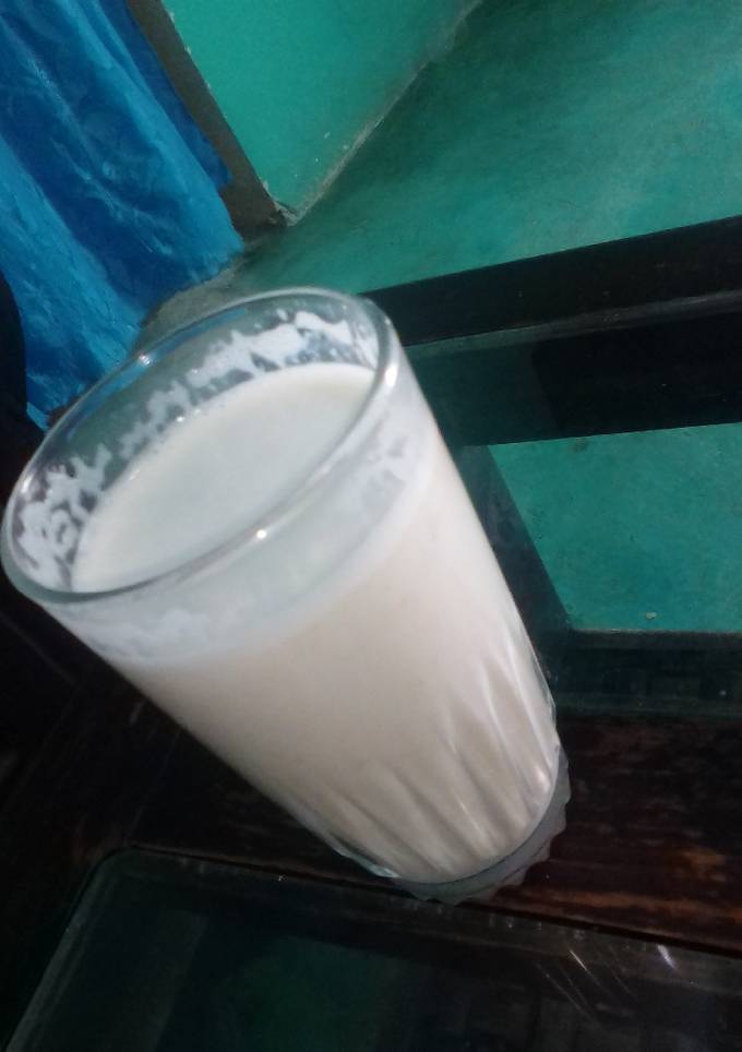 Licuado de plátano y galletas marías, con leche y avena Receta de Flor ...