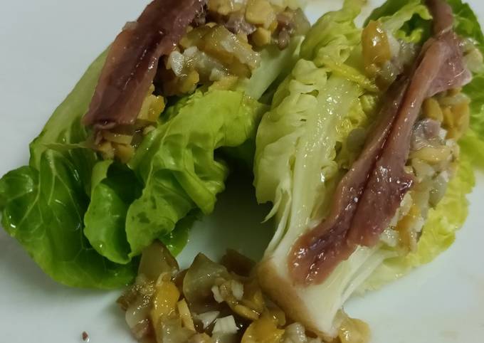 Cogollos con anchoas y vinagreta de encurtidos Receta de RAFIKITCHEN ...