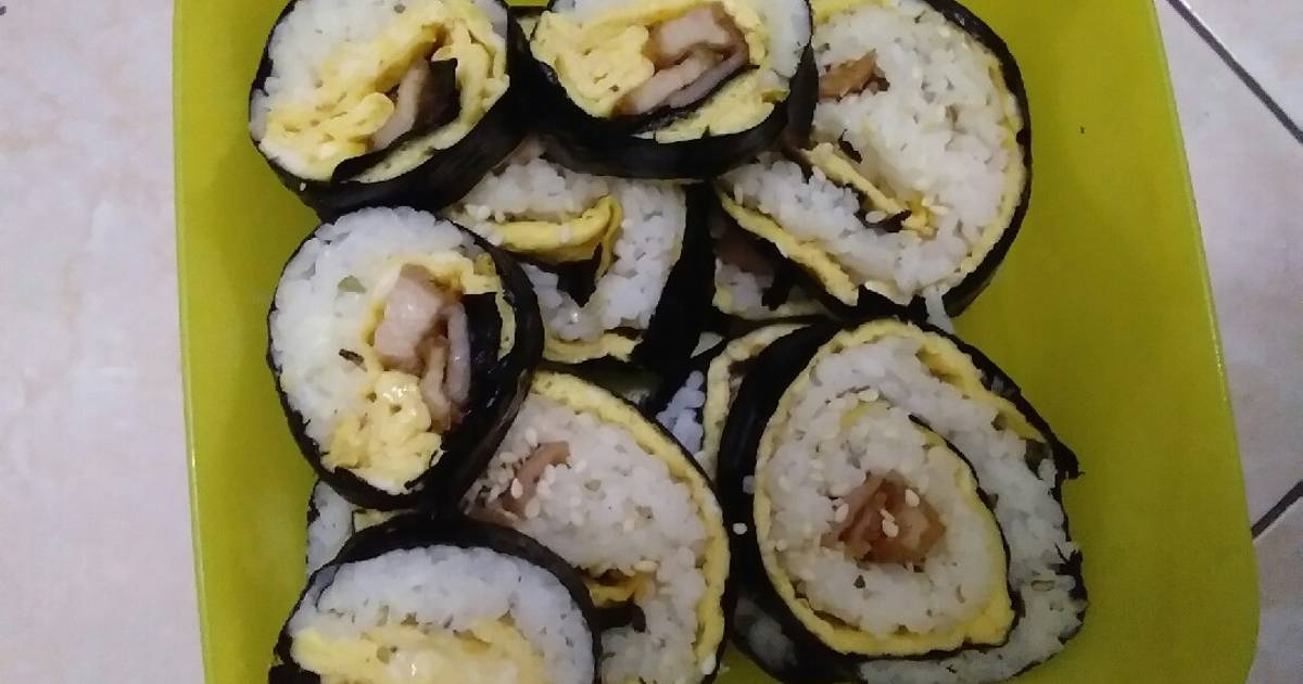 Resep Sushi homemade simple oleh Fitri_Hapsari - Cookpad
