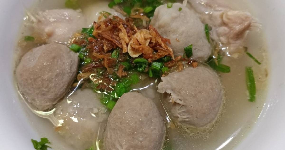 Resep Baso kuah kaldu Tulangan ayam oleh tommy wiriadi putra - Cookpad