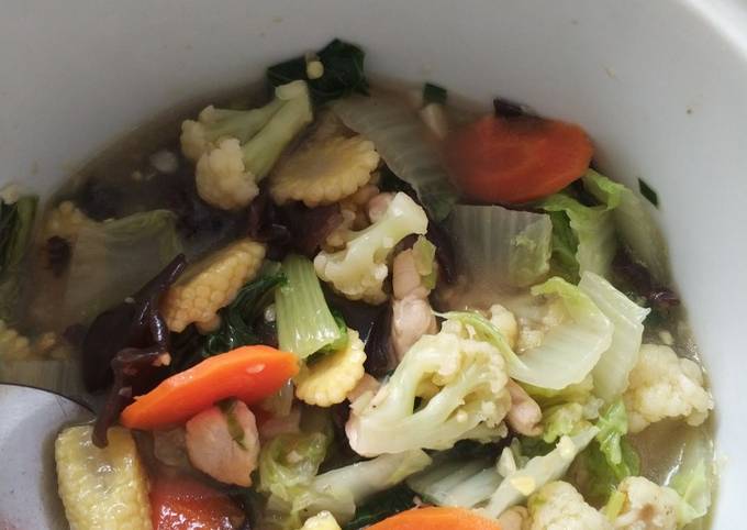 Resep Capcay sayur jamur kuping oleh owmiindira - Cookpad
