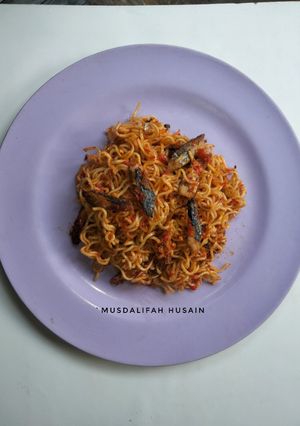 Resep Mie Pedas Ikan Laut Meldi (Sedikit Mendesis) oleh Musdalifah ...