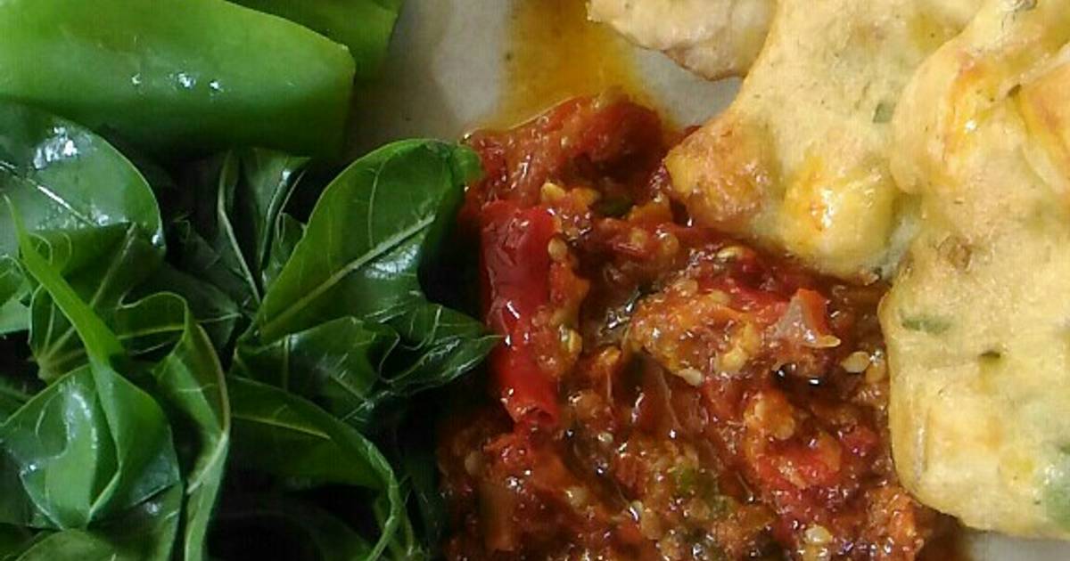 Resep 136. Sambal Tomat oleh Santhywi Priyanto - Cookpad