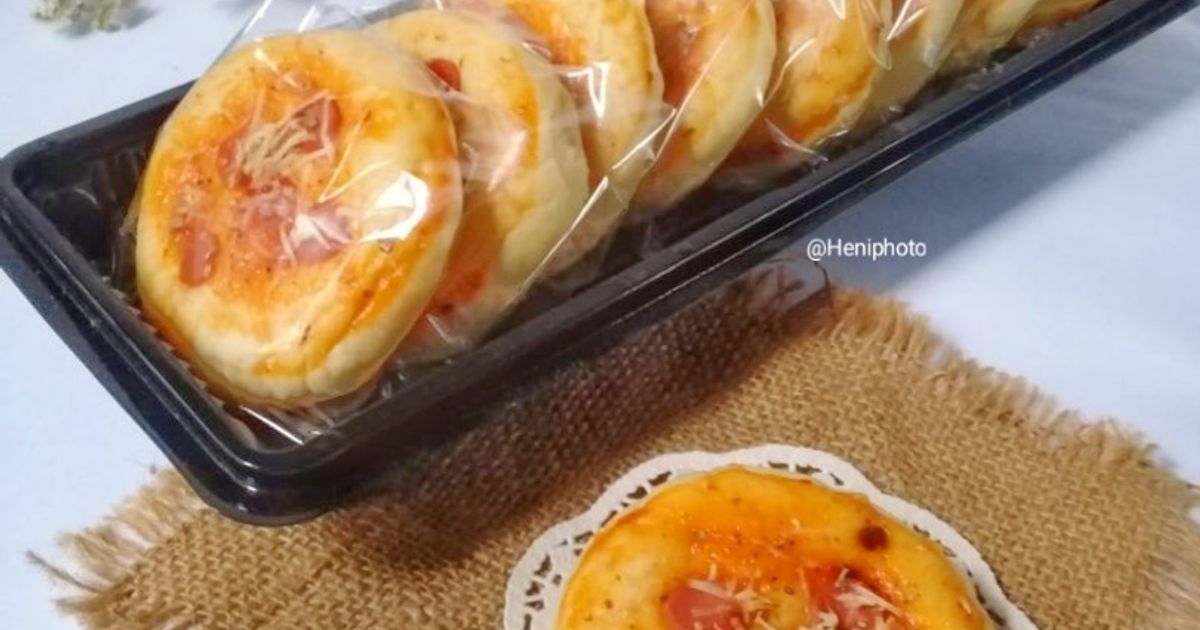 Resep Pizza Mini oleh Heni Nur - Cookpad
