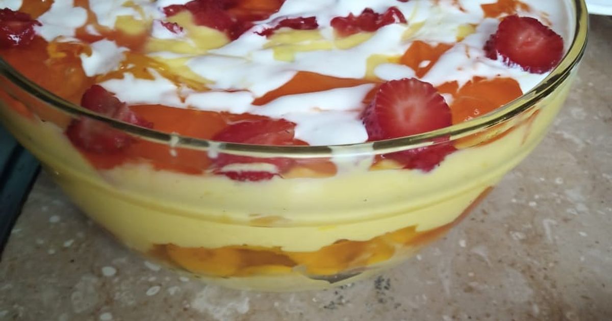 Trifle Recipe by Shazia Shakir - Cookpad