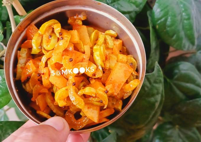 Snake Gourd / Padwal sabji Recipe by Sampada Shrungarpure - Cookpad