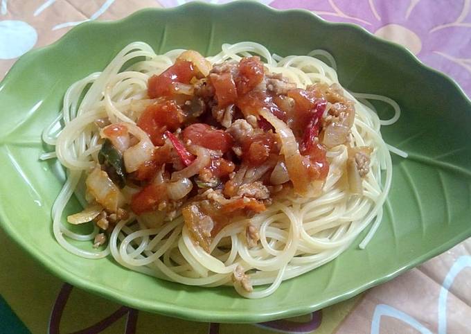 Resep Spaghetti daging cincang oleh Dinny Bhp - Cookpad