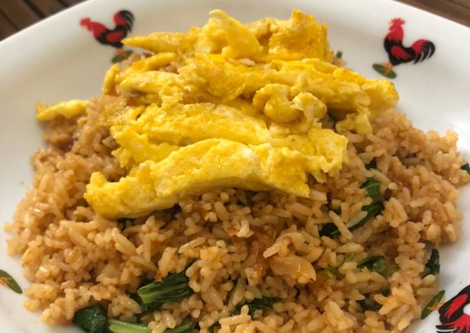Resep Nasi Goreng Telor Dadar oleh Rusna Nurman - Cookpad
