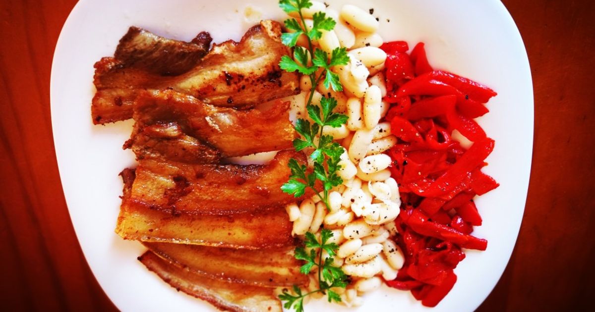Panceta Con Pimiento Asado Y Alubia Fácil Novatos Receta de "cocinar ...