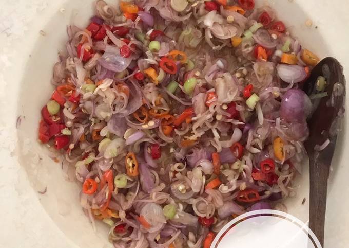 Resep Sambal Matah Bali Nikmat dengan VCO oleh Ingcha - Cookpad