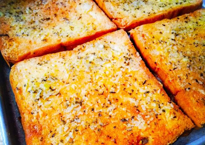 Resep Garlic Bread Roti Tawar oleh Annisa sr - Cookpad