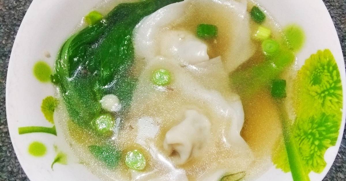 Resep Sup Pangsit Simple oleh Maudine - Cookpad