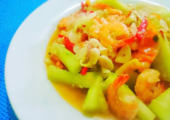 Resep Tumis Timun Udang oleh Aisyah El Zahra - Cookpad
