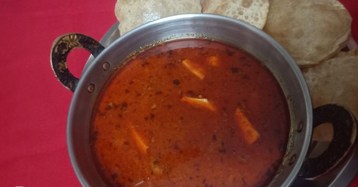 Tomato Paneer Gravy With Ajwain Puri Recipe by Priyanka Devendra Thakur ...