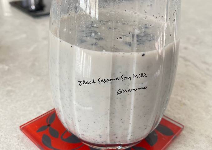 Black Sesame Soy Milk Recipe by Marumo - Cookpad