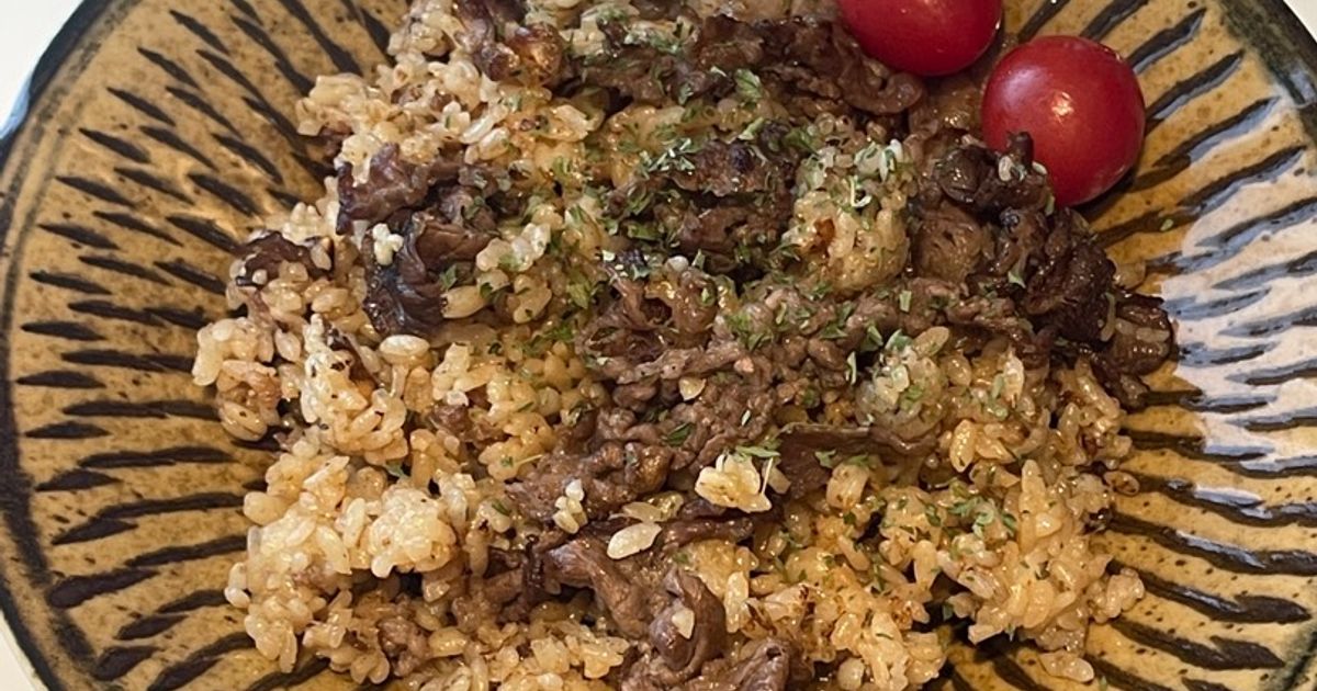 Beef Garlic Fried Rice Recipe by mii