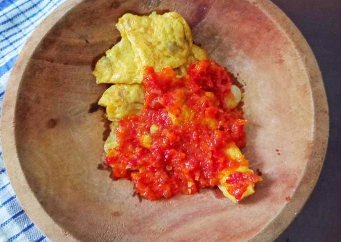 Resep Telur Dadar Penyet oleh Endah Triana - Cookpad