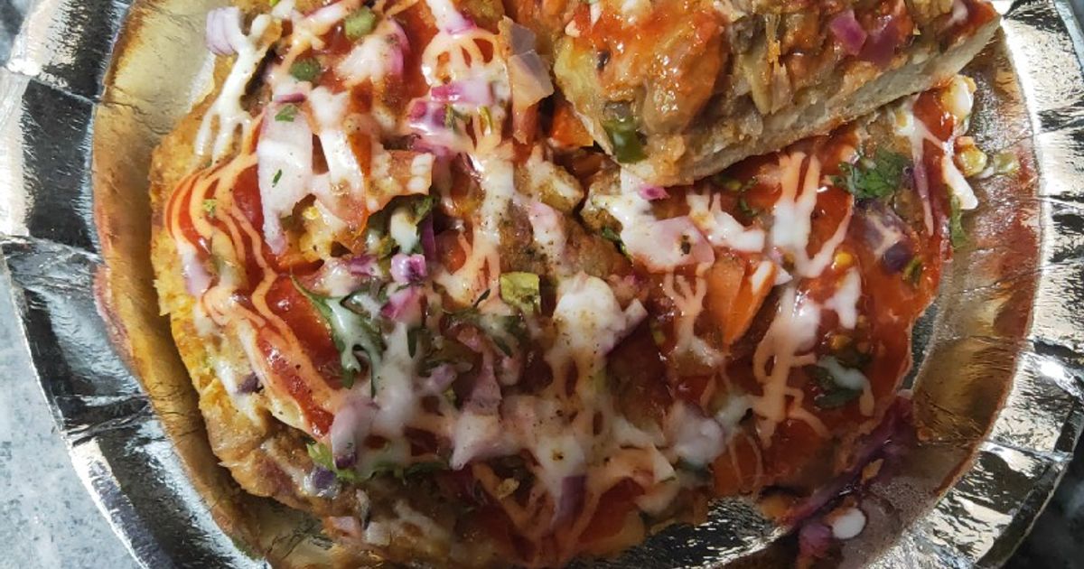 Kulcha Pizza Recipe by Simar Kaur - Cookpad