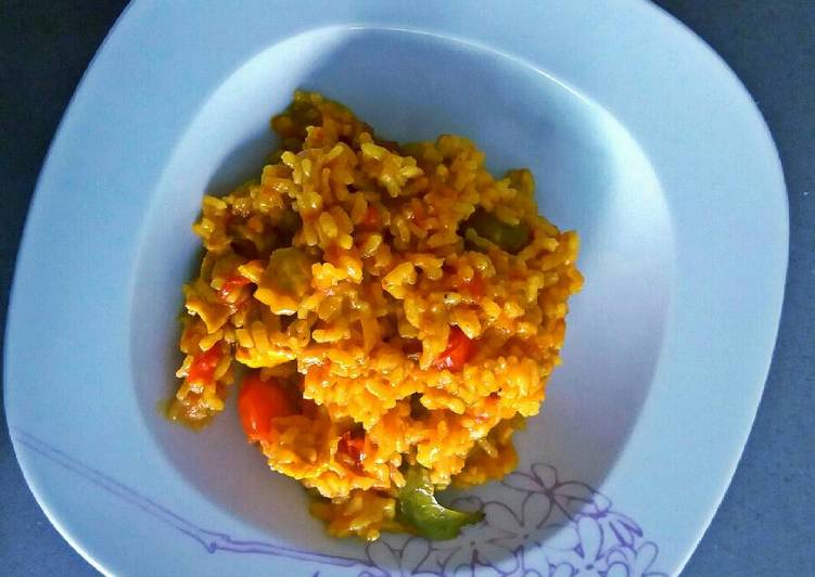 Arroz amarillo con verduras y pollo Receta de Clara Gervasi- Cookpad